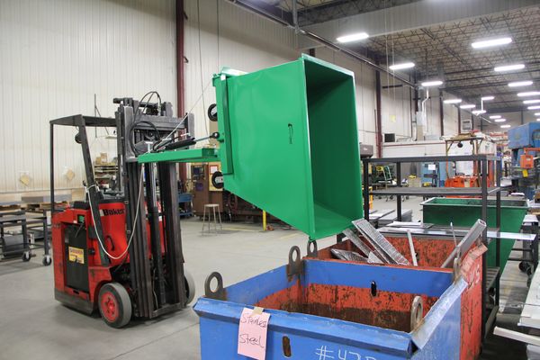 1 cubic yard EZ Dump Auto Lock Hopper